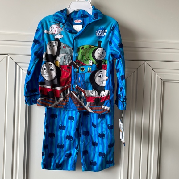 Thomas & Friends | Pajamas | Thomas And Friends Boys Pjs Size 3t | Poshmark